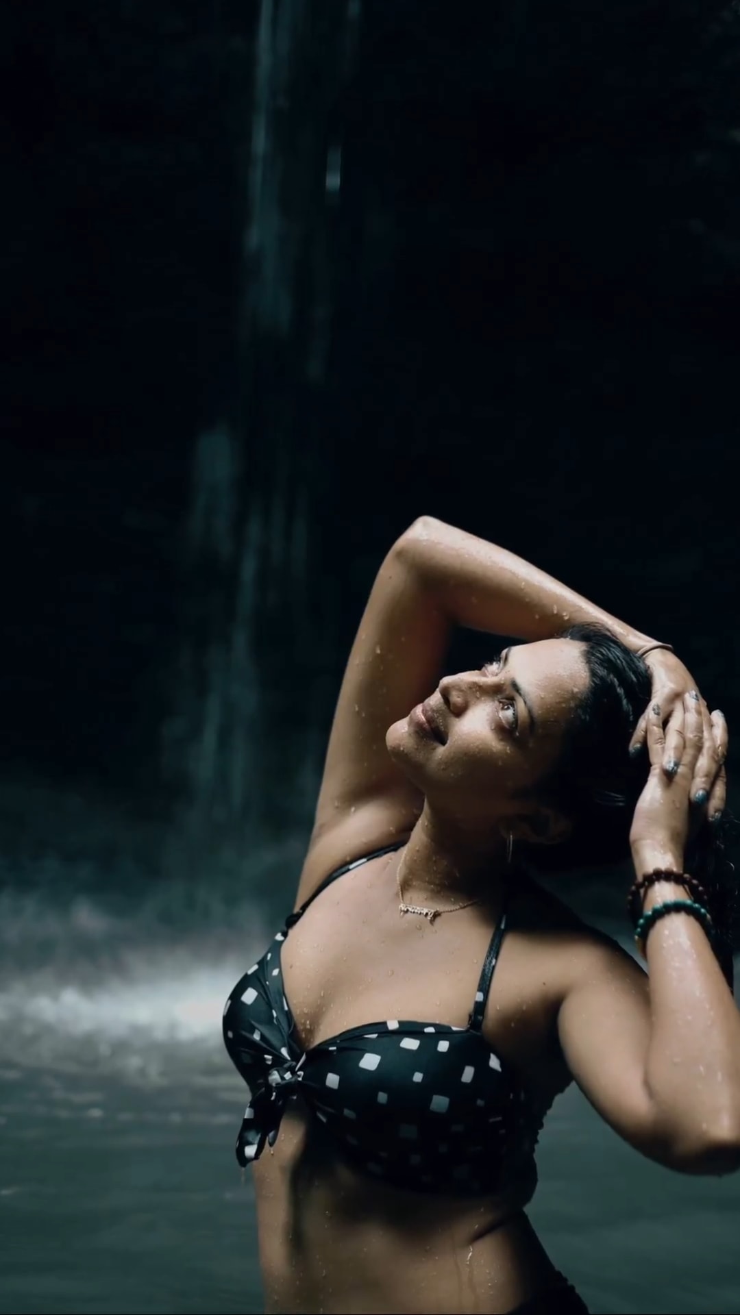 அமலா பால் Photos & Images # 36518 - Filmibeat Tamil