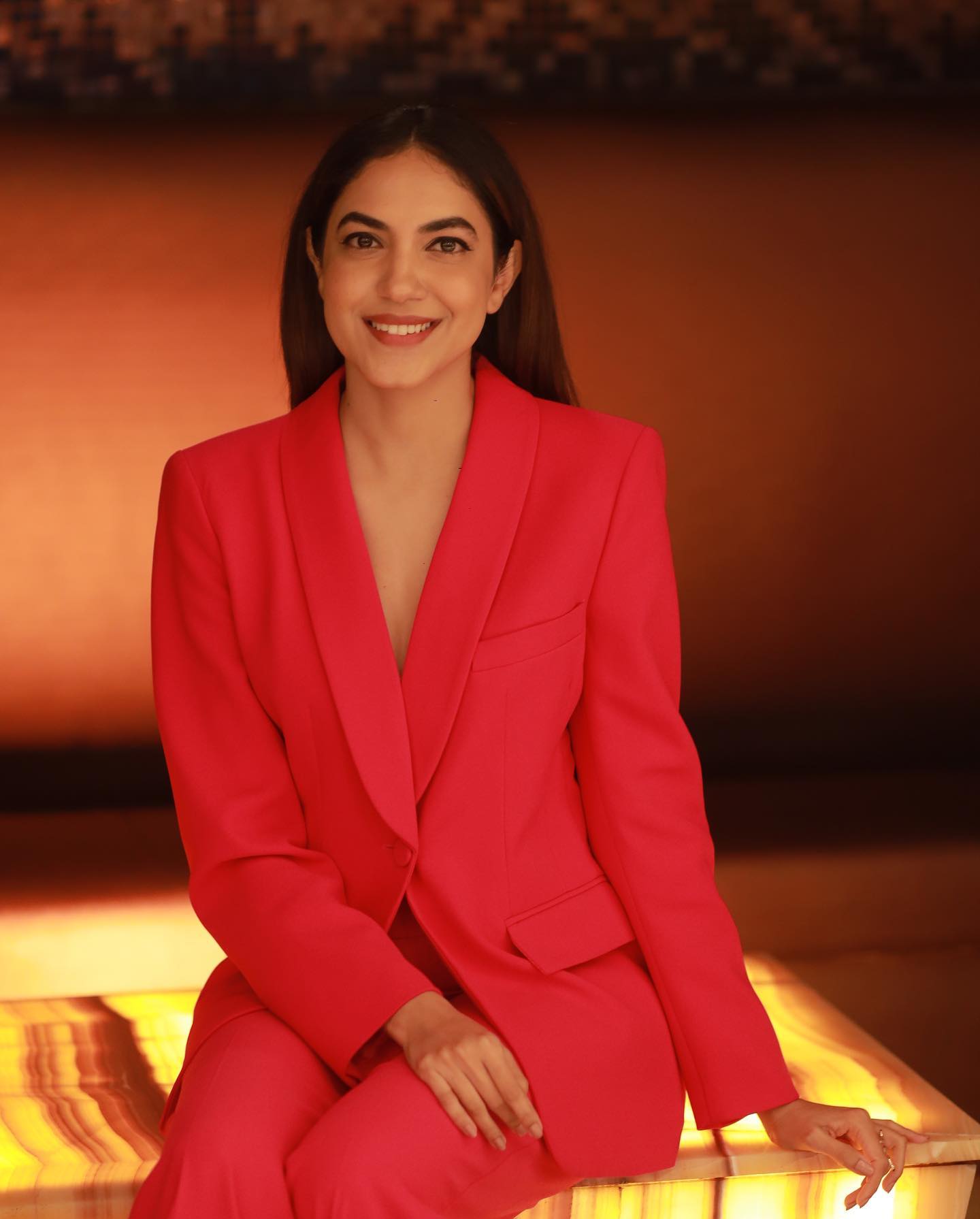 ரித்து வர்மா Photos & Images # 29916 - Filmibeat Tamil