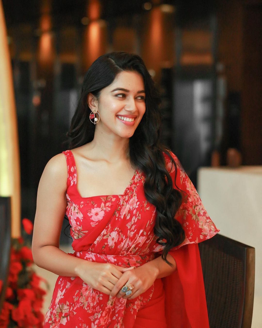 மிருணாளினி ரவி Photos & Images # 28586 - Filmibeat Tamil