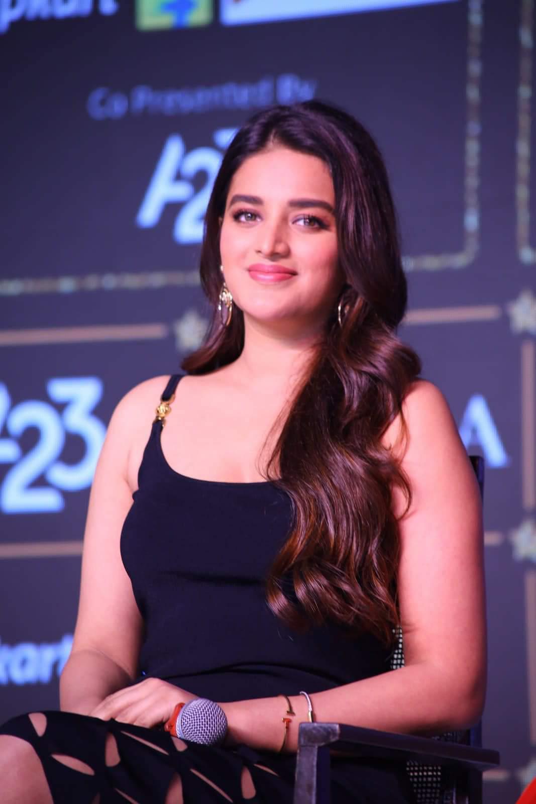 நிதி அகர்வால் Photos And Images 36467 Filmibeat Tamil