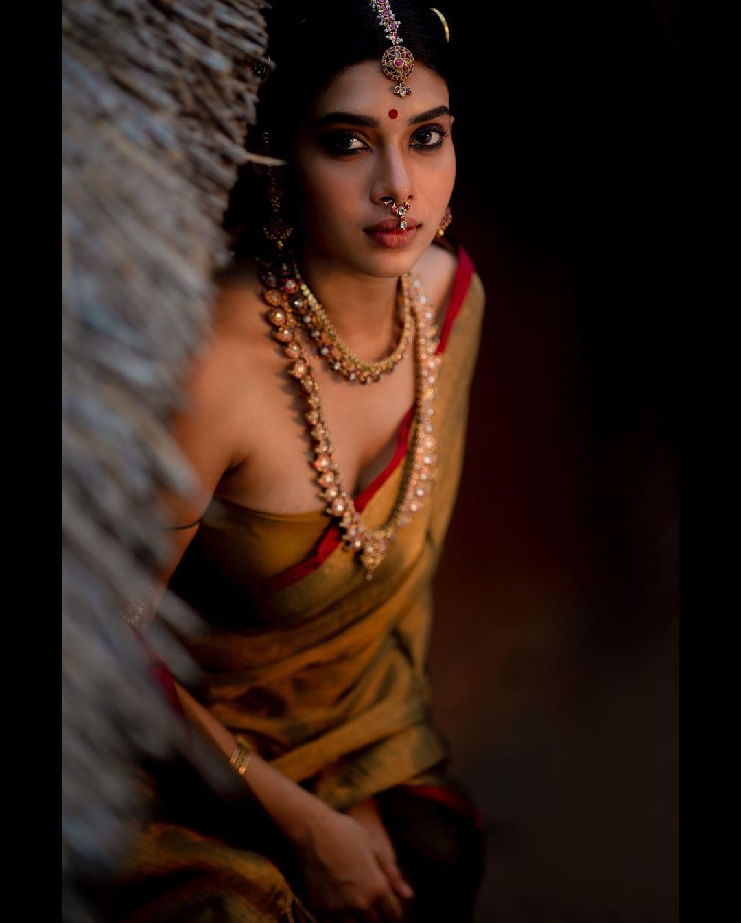 துஷார விஜயன் Photos & Images # 35281 - Filmibeat Tamil