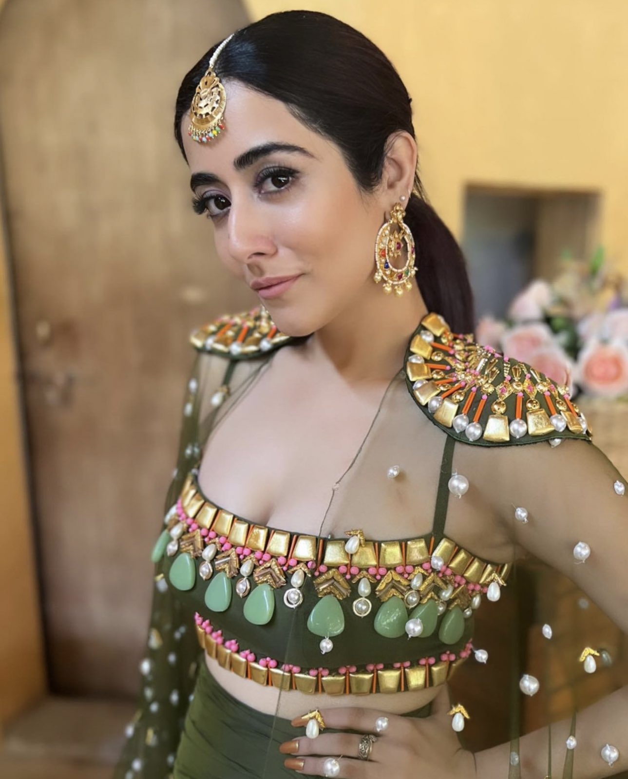 கீர்த்தி சுரேஷ் Photos & Images # 31124 - Filmibeat Tamil