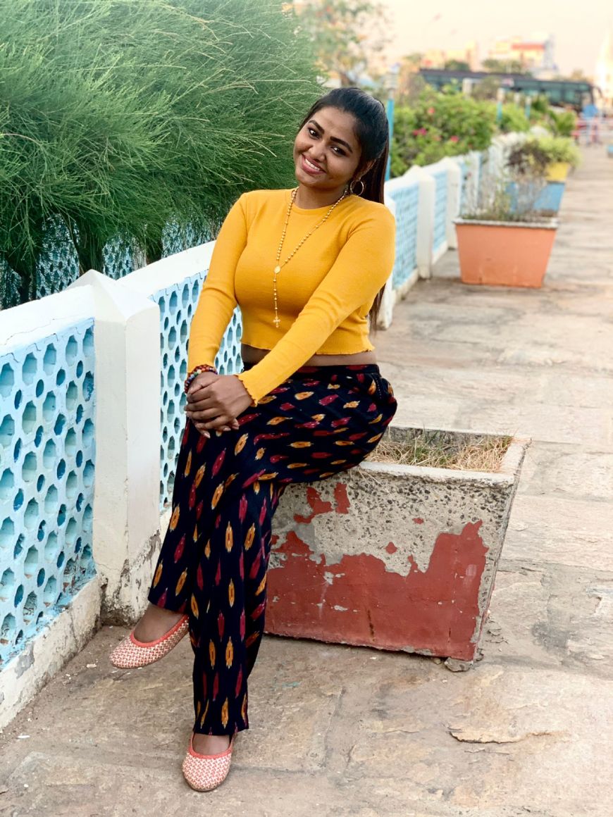 ஷாலு ஷம்மு Photos & Images # 24631 - Filmibeat Tamil