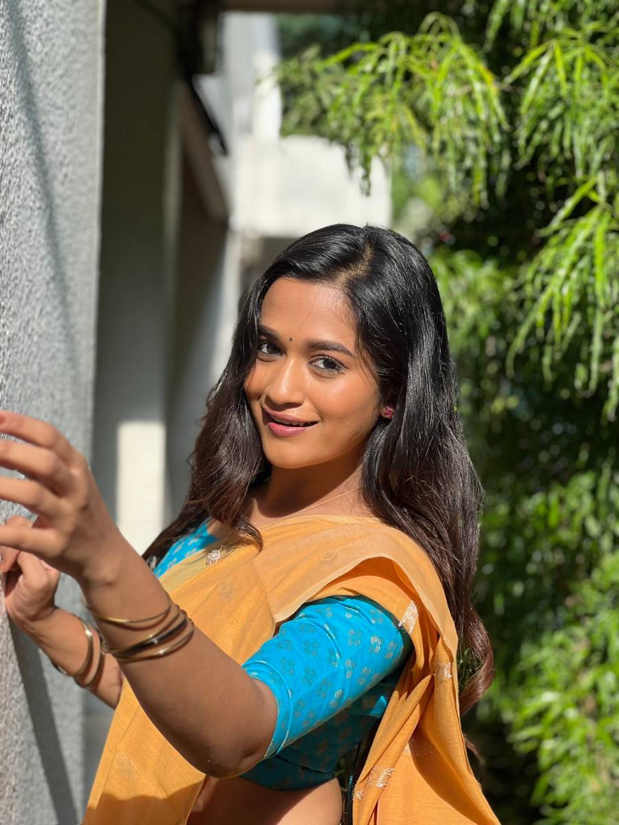 காவ்யா அறிவுமணி Photos & Images # 34878 - Filmibeat Tamil