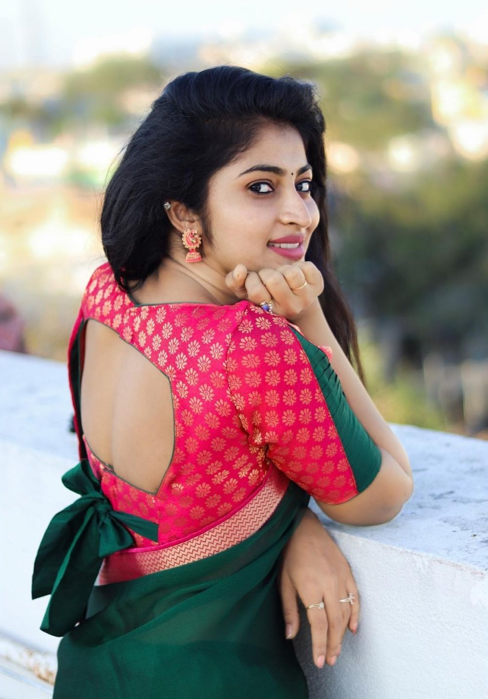 வைஷ்ணவி அருள்மொழி Photos & Images # 24608 - Filmibeat Tamil