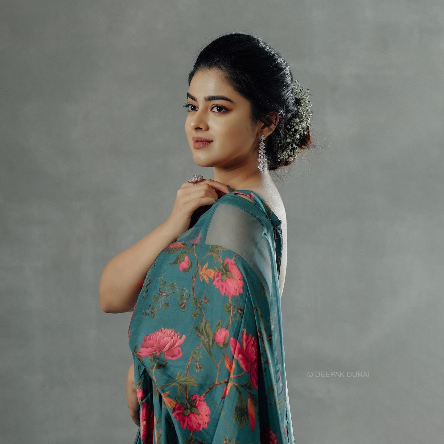 சித்தி இட்னானி Photos & Images # 27019 - Filmibeat Tamil