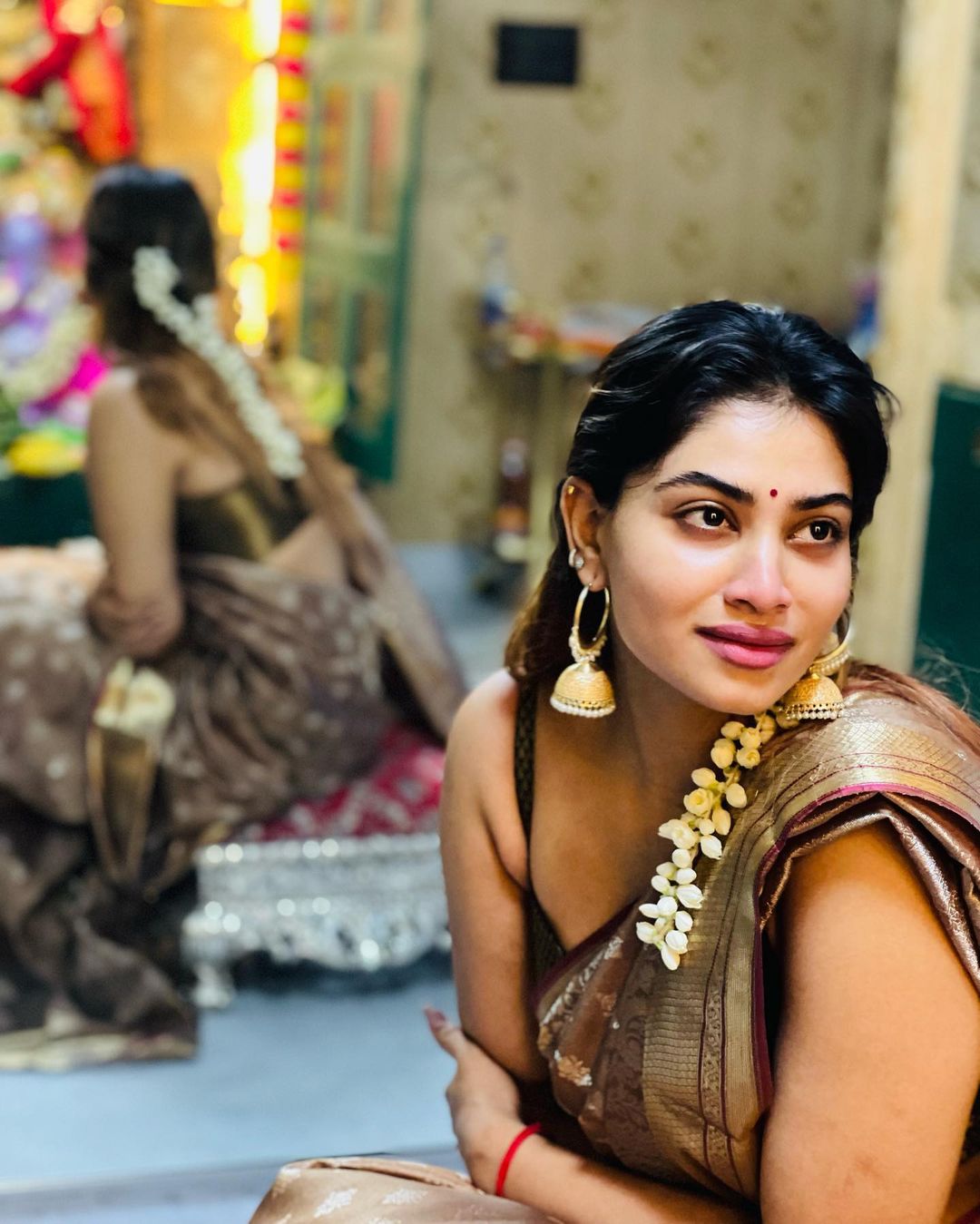 ஷிவானி நாராயணன் Photos & Images # 25779 - Filmibeat Tamil