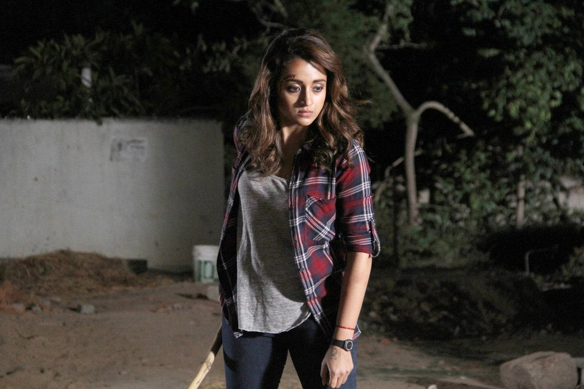 Garjanai Photos & Images # 553 - Filmibeat Tamil