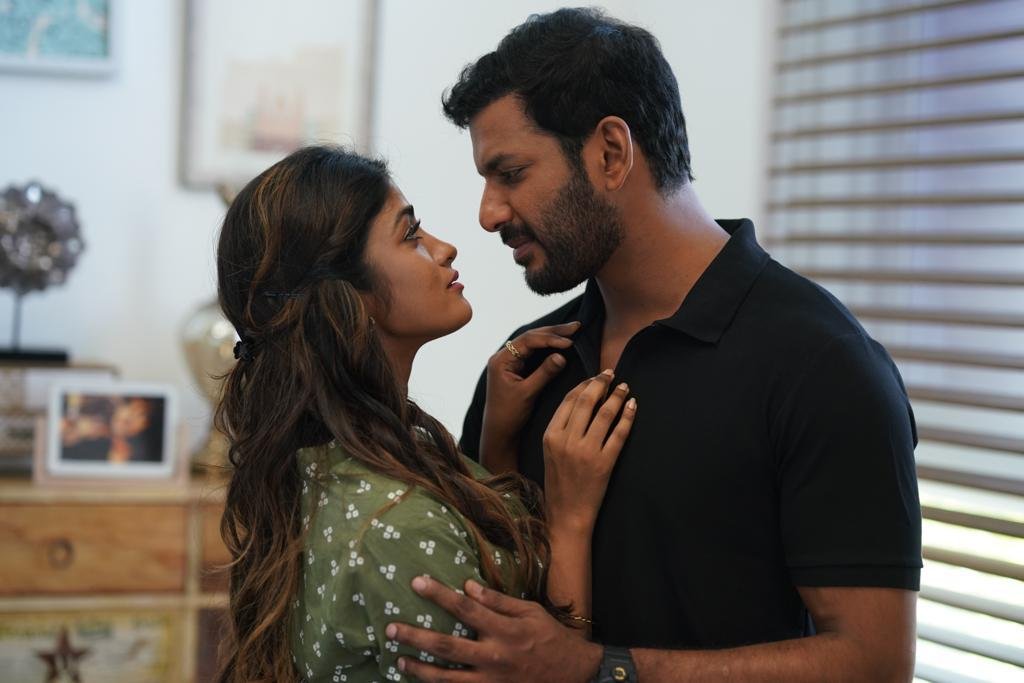 Veerame Vaagai Soodum Photos & Images # 17895 - Filmibeat Tamil