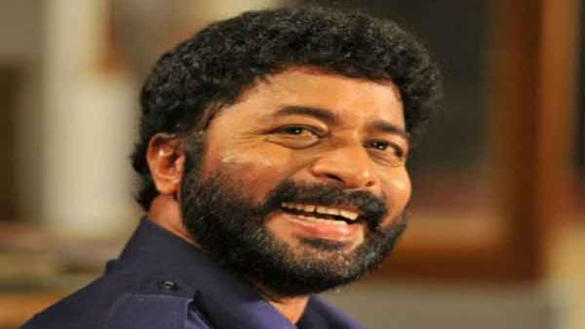 காக்கா முட்டை பட இயக்குநர் காலை தொட்டு கும்பிடுவேன்: பிரபல மலையாள ...