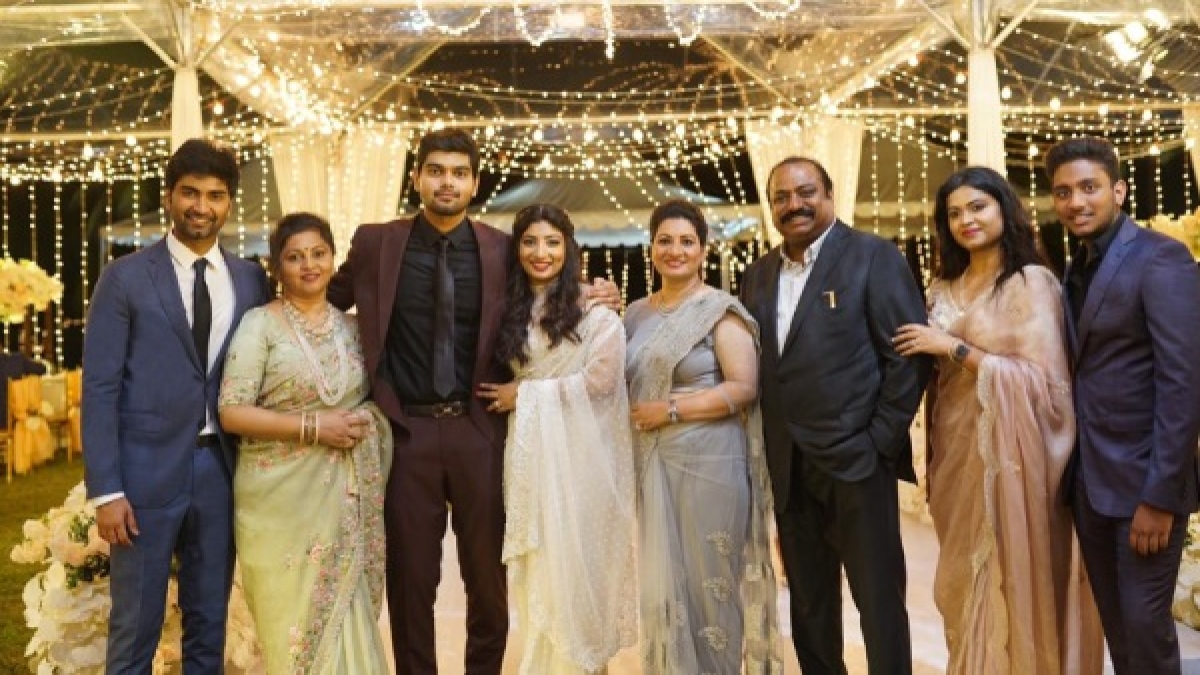 அதர்வாவின் தம்பிக்கு அடித்த ஜாக்பாட்.. மருமகனை ஹீரோவாக்கும் விஜய்யின் ...