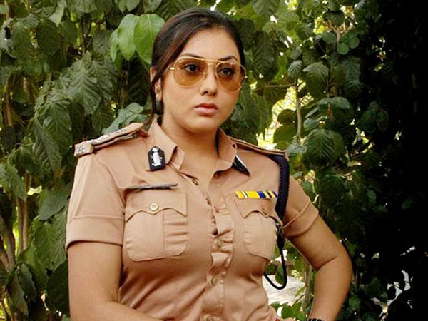 போலீஸ் உடையில் அசத்திய கதாநாயகிகள் | Which heroine is fit for police ...