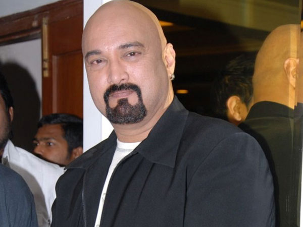 கதை ரெடியாம்... கால்ஷீட்டுக்காக வெயிட்டிங்: டைரக்டராகும் நடிகர் சுரேஷ் ...