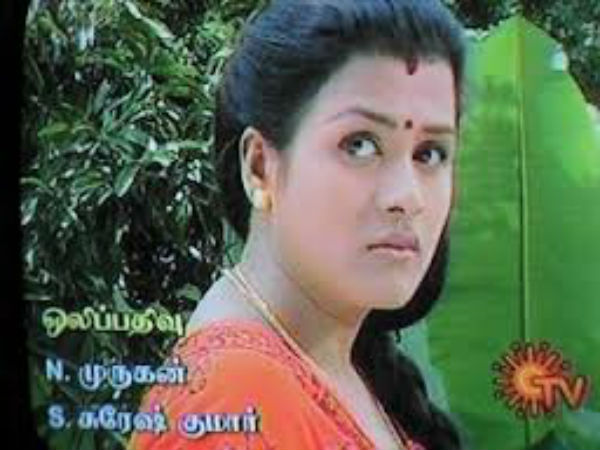 தமிழில் வில்லி மலையாளத்தில் ஹீரோயின்.. சீரியல் நடிகை ரிந்தியா! | Serial ...