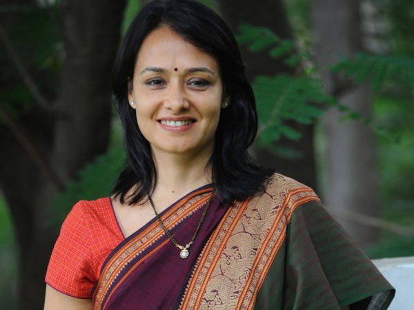 நான் சுத்த சைவம்… அமலாவின் பிட்னெஸ் சீக்ரெட் | Amala’s TV debut on ...