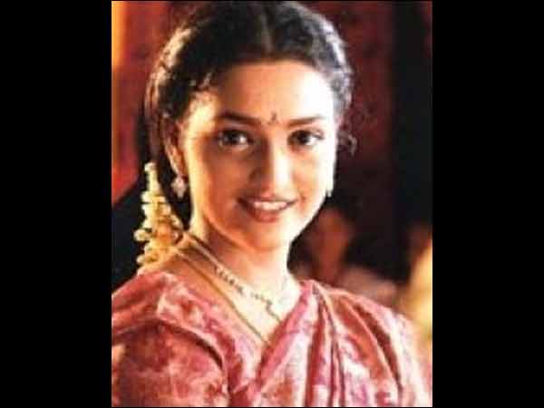 பூவே உனக்காக நாயகி சங்கீதா ரீ- என்ட்ரி | Poove Unakaga Actress Sangeeth ...