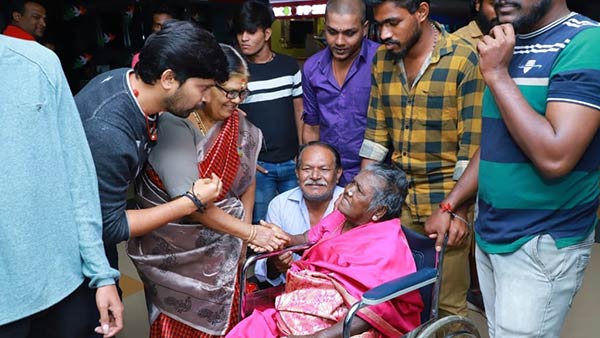 அபி சரவணனுடன் 'மாயநதி' படம் பார்த்த பரவை முனியம்மா.. வெற்றி பெற ...