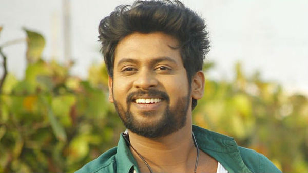 அப்படித்தான் நல்லா தேய்க்கணும்.. தீயா வேலை செய்யும் ரியோ ராஜ் ...