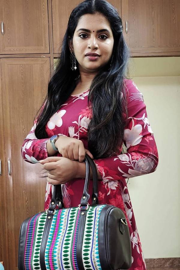 சிம்பு முதல் விஜயகாந்த் வரை தங்கச்சி... கோடம்பாக்கத்தின் தங்கச்சி அகிலா ...