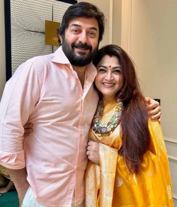 என் கனவுக் கண்ணன்.. அரவிந்த் சாமிக்கு ஹார்ட்டீன் விட்ட குஷ்பு ...