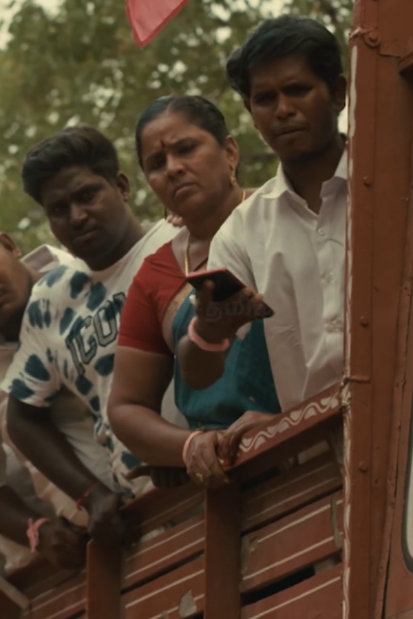 உலகின் முதல் மெகா ஹிட் வெப் சீரிஸ் திரைப்படமாக... ஜீ டிவியில் ...