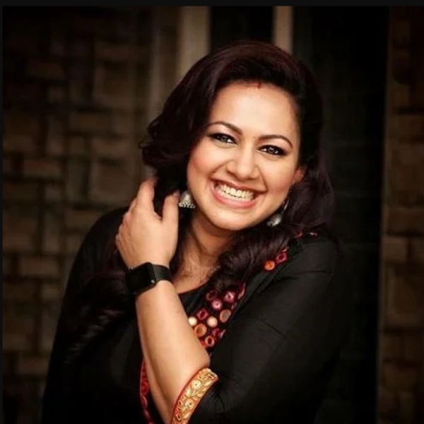 பழசை மறக்காத அர்ச்சனா? சிறு வயதில் என்னம்மா க்யூட்டா இருக்காங்கனு நீங்களே பாருங்க! | VJ archana ...