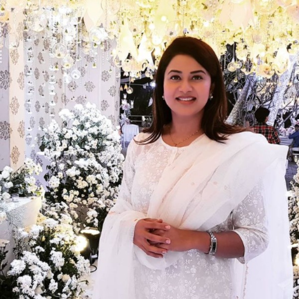 நான் என்ன ஏடிஎம் மிஷினா? பணத்திற்காக 14வயதில் நடிக்க வைத்த அம்மா ...