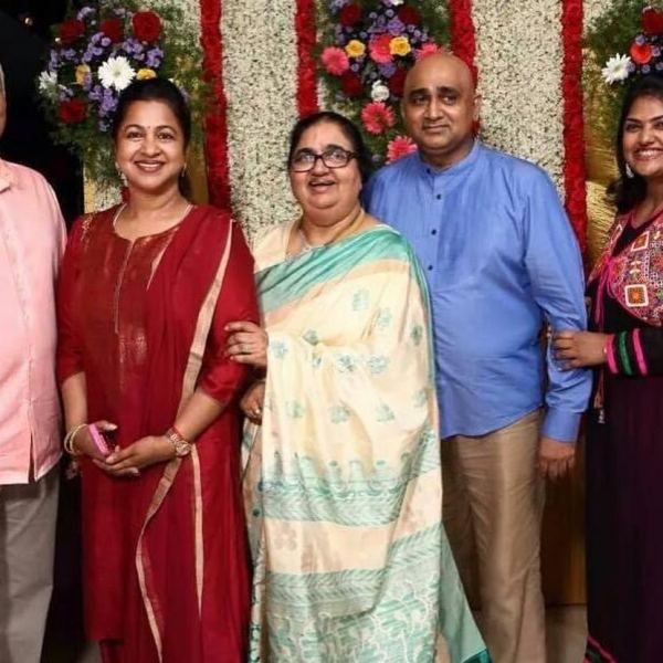 Nirosha: எம்.ஆர். ராதா மனைவியை பார்த்து இருக்கீங்களா? அம்மாவின் ...