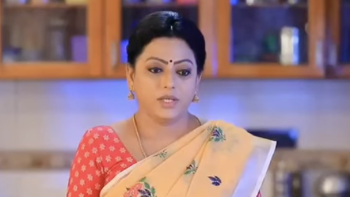 Baakiyalakshmi: ஆணவம்தான் காரணம்.. பாக்கியாவை திட்டித் தீர்த்த ஈஸ்வரி -கோபி.. காரணத்திற்கா ...