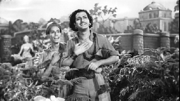 Pathala Bhairavi: அப்பவே அப்படி கலக்கிய பாதாள பைரவி.. 4கே ...